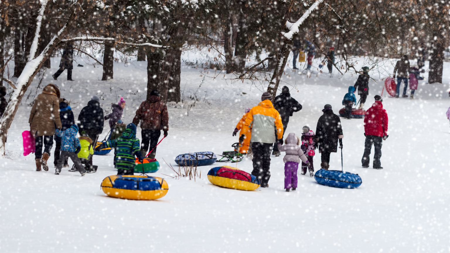 How to Enjoy Winter Weekends Without Spending a Dime - Frozen Pennies