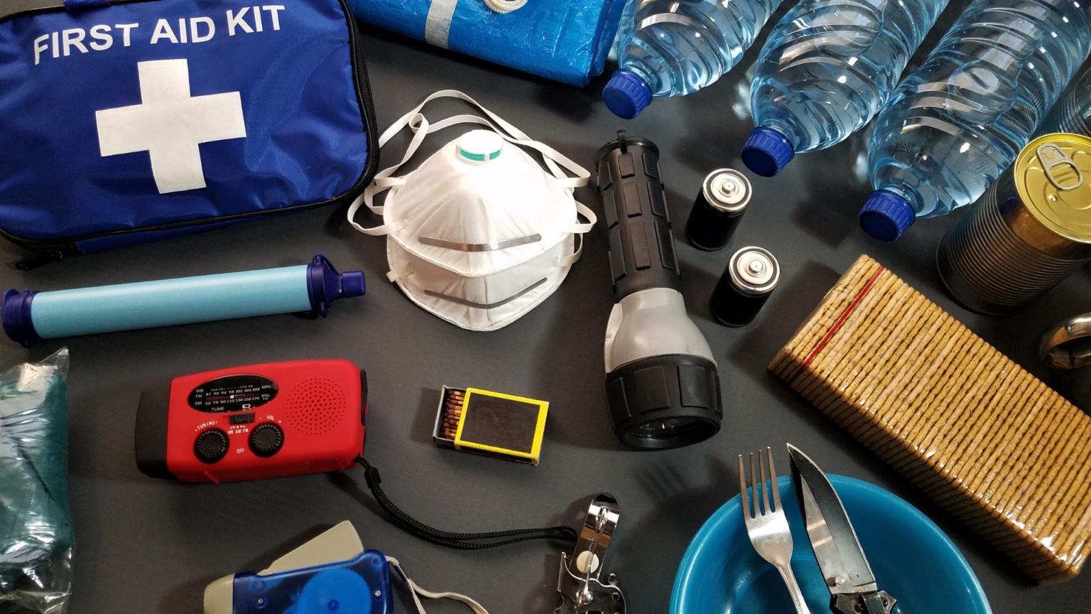 Your Complete Winter Emergency Kit Guide: Prep on a Budget - Frozen Pennies